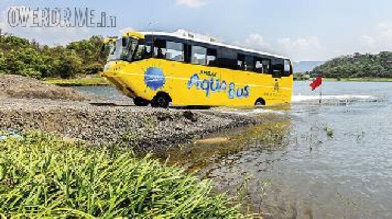 A ride in the AmphiCoach GTS-1 Aqua Bus