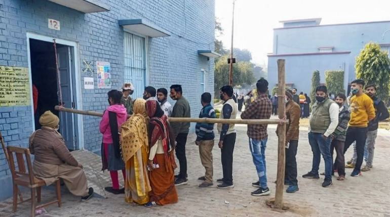 UP Second Phase Voting: आज दूसरे चरण के मतदान में क्यों सबसे ज्यादा अहम ...
