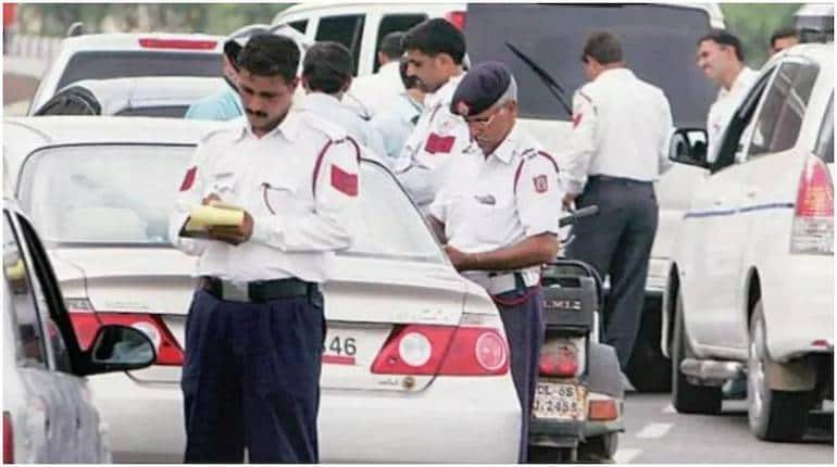 Delhi Traffic Fine: वाहन चालक रहें सावधान, प्रेशर हॉर्न बजाने पर कटेगा ...