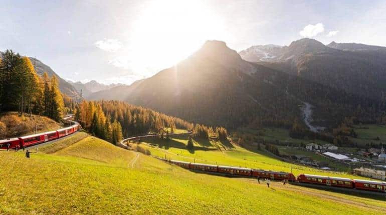 World Longest Train: 100 डिब्बों के साथ 2 किलोमीटर लंबाई, ये है दुनिया ...