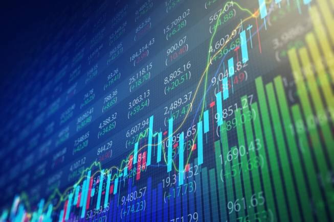 Sensex@62000: सेंसेक्स ऑल टाइम हाई पर, अभी शेयर खरीदें या बेचें ...