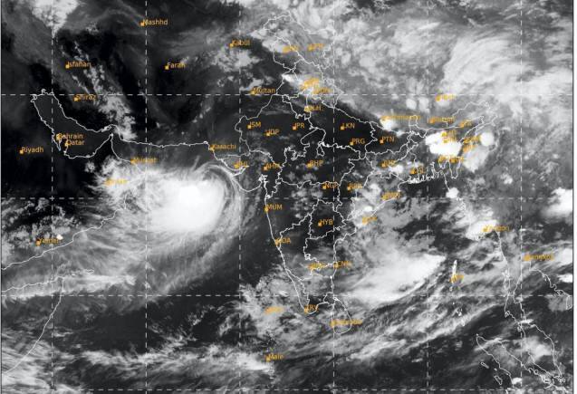 Cyclone Biparjoy: अंतरिक्ष से देखें चक्रवात बिपरजोय की एक झलक, NASA की ...