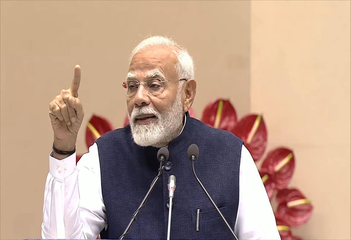 देश के इलेक्ट्रॉनिक्स सेक्टर के लिए 2030 तक 500 अरब डॉलर का टारगेट ...