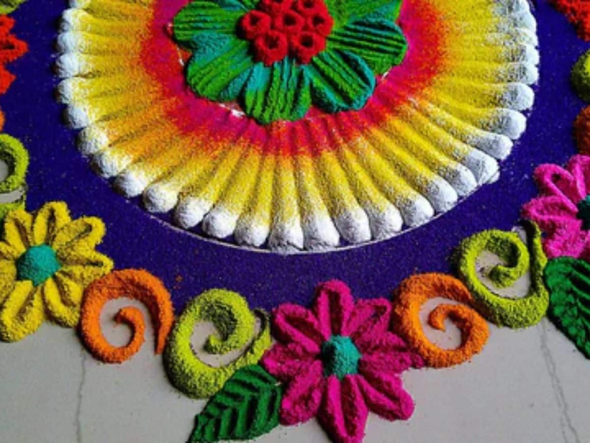 Diwali 2024 Rangoli Designs: इस दीवाली चांद जैसा चमकेगा घर, बस बना ...