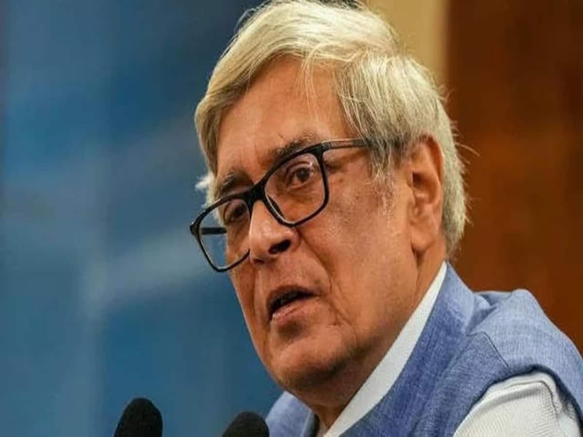 RIP Bibek Debroy: गरीबी के नए पैमाने की वकालत करने वाले बिबेक देबरॉय का ...