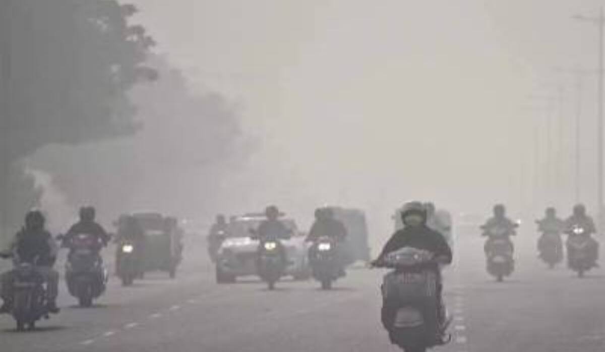 IMD Weather Update: भारी बारिश और कोहरे का अलर्ट! इन राज्यों के लिए IMD ... IMD Weather Update: भारी बारिश और कोहरे का अलर्ट! इन राज्यों के लिए IMD ...