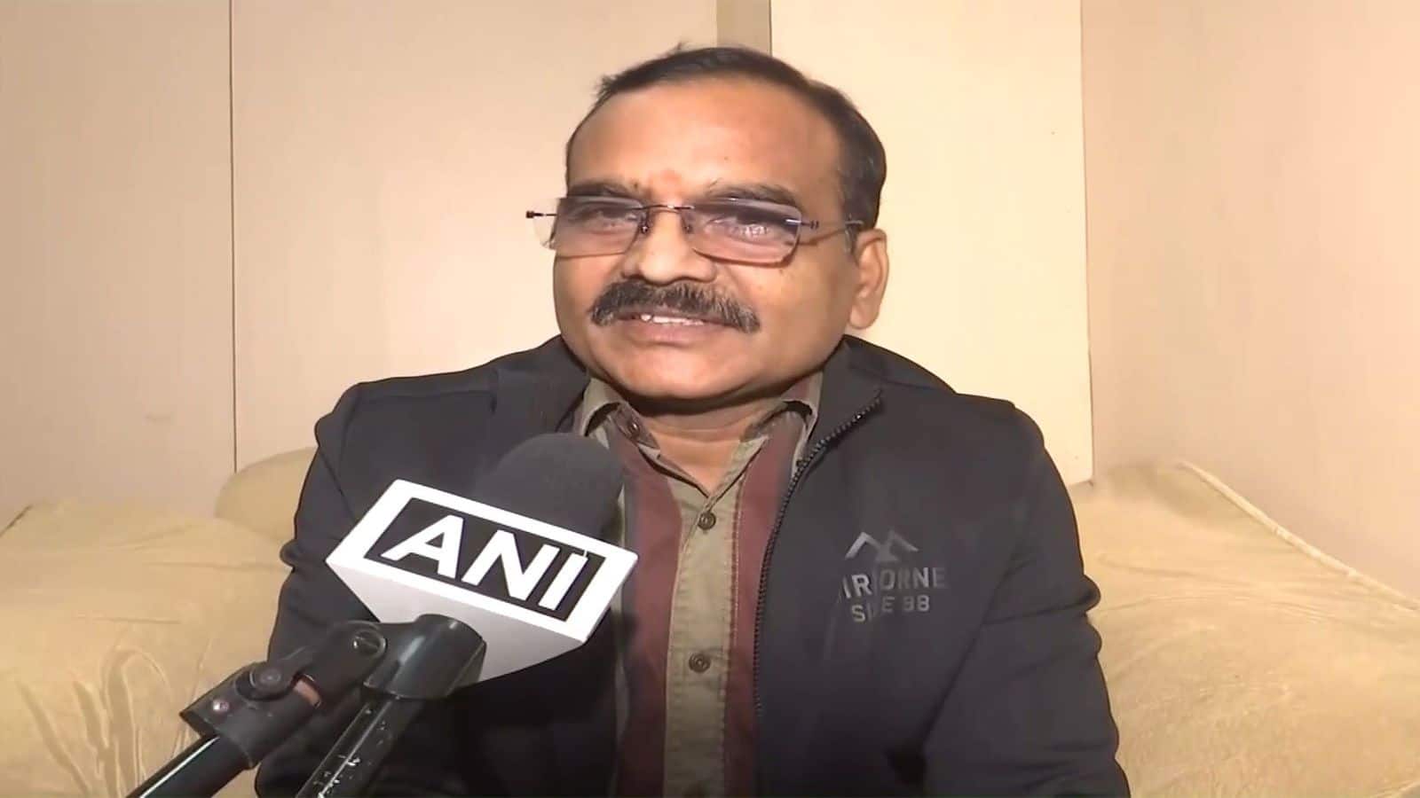IAS Santosh Verma: 'ब्राह्मण की बेटी' वाले विवादित बयान पर बुरी तरह फंसे आईएएस संतोष वर्मा, एमपी ...