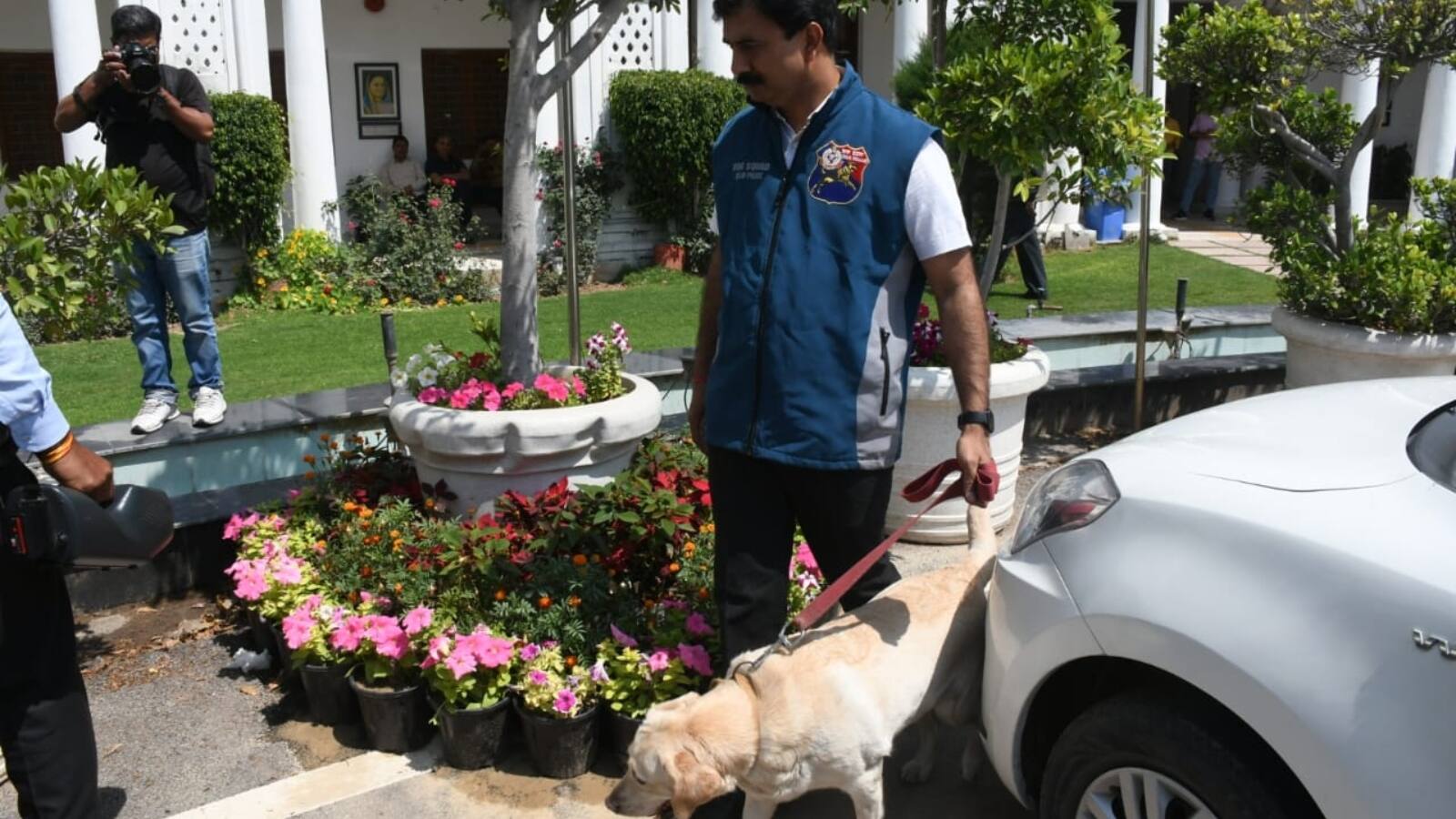 Delhi Assembly Bomb Threat: दिल्ली विधानसभा को फिर बम से उड़ाने की धमकी ...