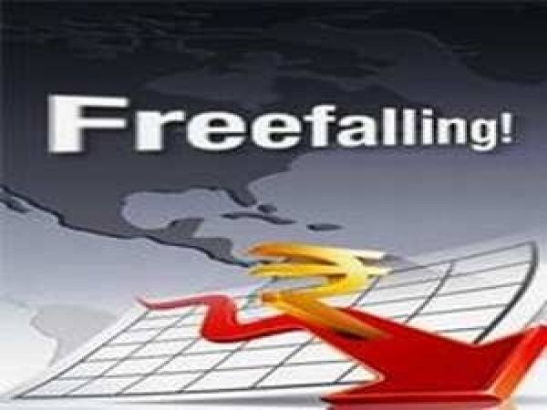 Tumbling market: Here are 5 brokerages call on Nifty and rupee