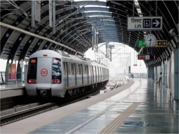 Delhi Metro to sport nine-coach trains from 2021