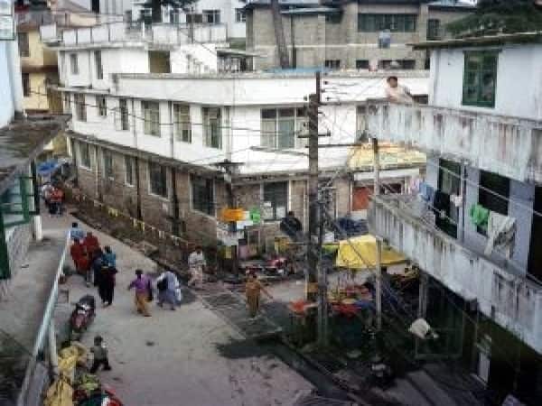 Mumbai realty prices softening, builders cutting prices: Knight Frank