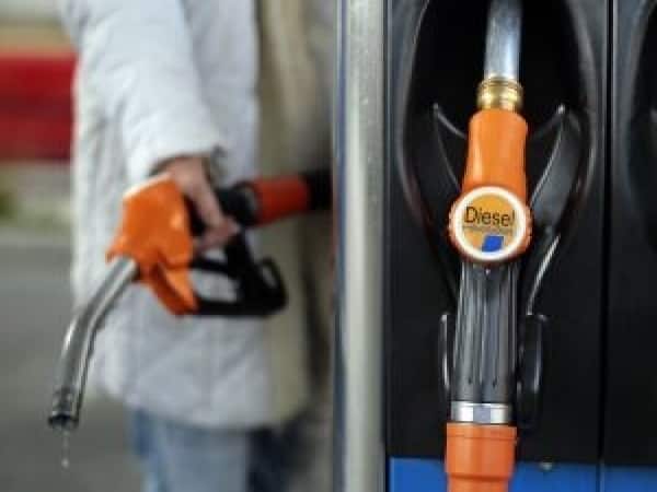 Diesel supply curbs, weak grid power spark telecom disruption fears ...