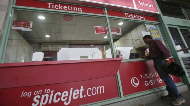 SpiceJet diverts Delhi-Shirdi flight to Mumbai due to rough weather