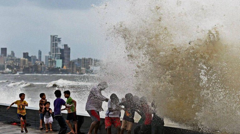 Mumbai monsoon: BMC issues 5-day high tide warning