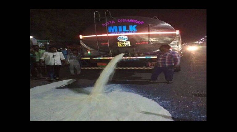 Why are Maharashtra's farmers spilling milk on the streets?