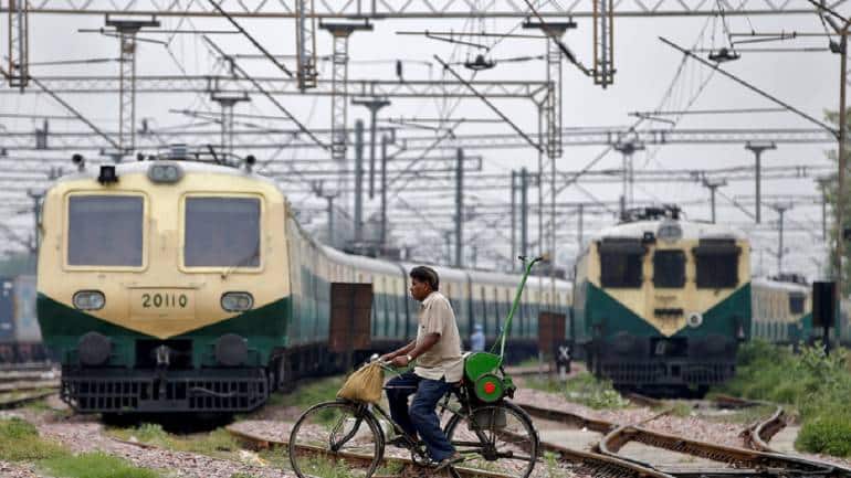 Thar Express from Pakistan reaches India; Indian link train on way to ...
