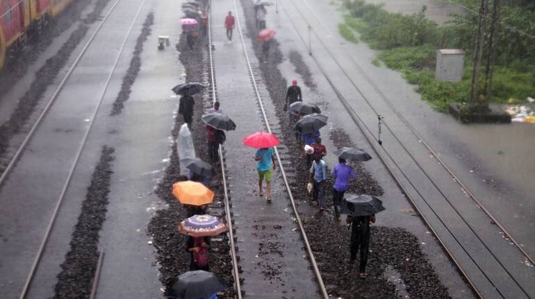 'On a flyover for 11 hours': People share stories from Mumbai's rain mayhem