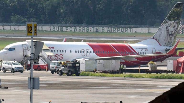 Air India Express on hiring spree; brings 280 pilots, 250 cabin crew ...