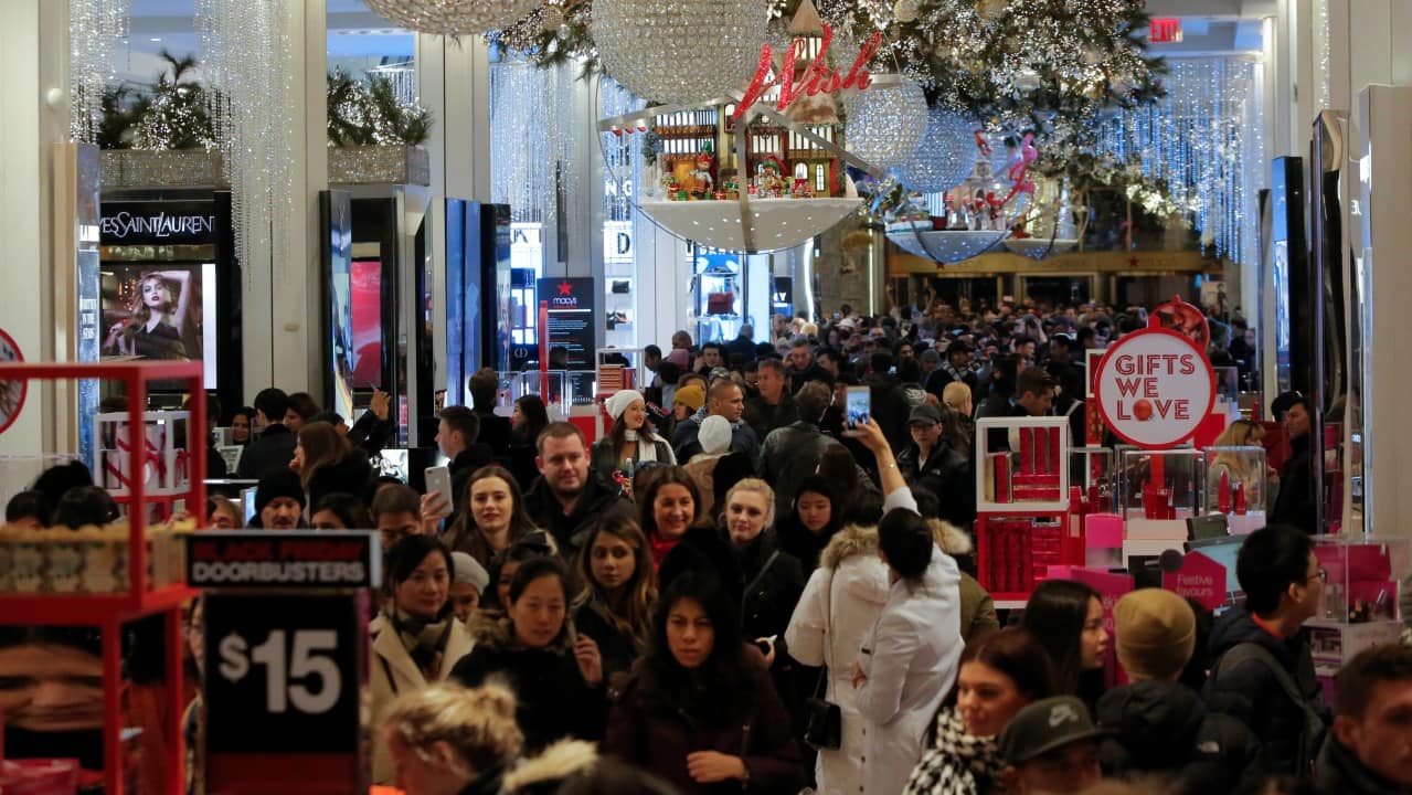 Black Friday shopping frenzy begins — here’s a glimpse