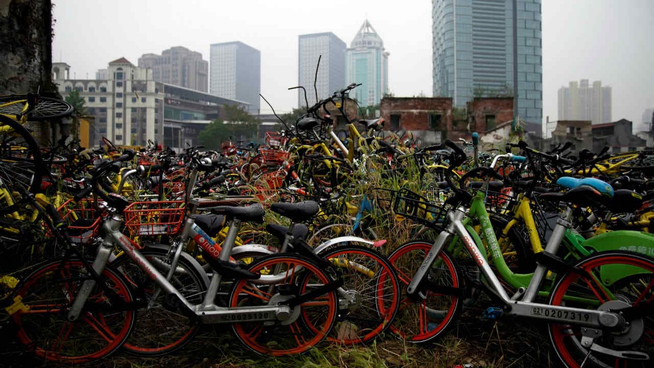 This green initiative is creating massive bicycle graveyards in China ...