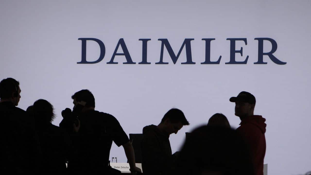 Daimler India partners with Bajaj Finance to offer comprehensive ...