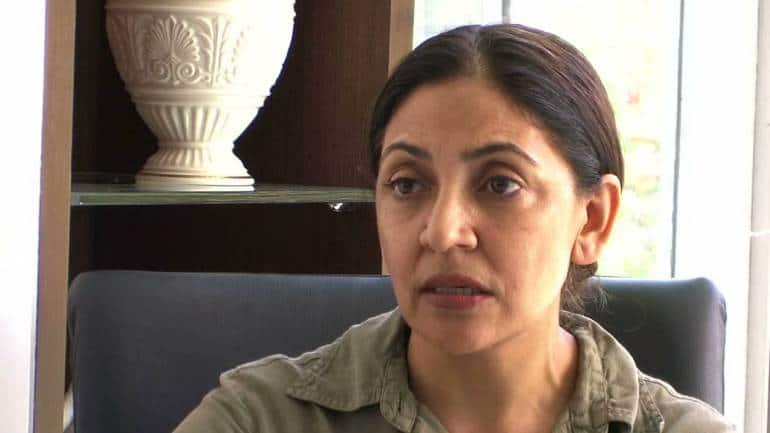 Actress Deepti Naval becomes the latest victim of cybercrime, asked to ...