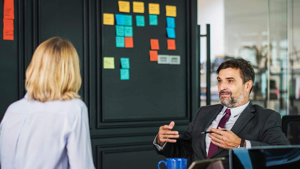 10 workplace issues that worry employees the most