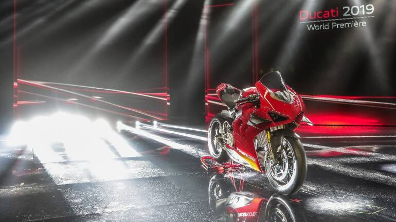 Ducati revive 'most beautiful motorcycle in the world' - the 916 ...