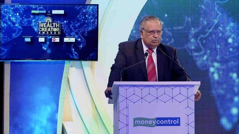 Boards should not mindlessly support CEOs: Ex-SEBI chief Damodaran ...