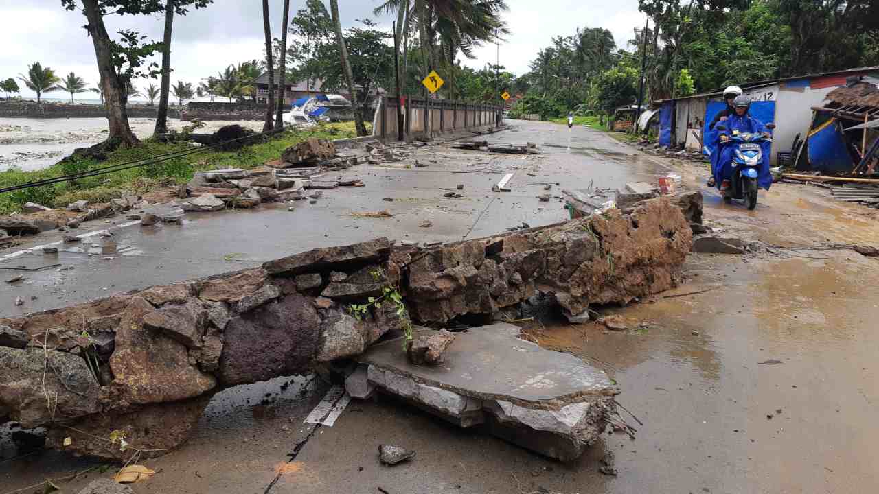 In pics: Over 200 killed, hundreds missing as volcanic activity ...