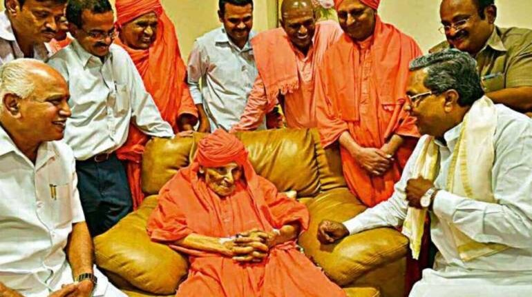 Siddaganga Mutt seer Shivakumara Swami dies at 111