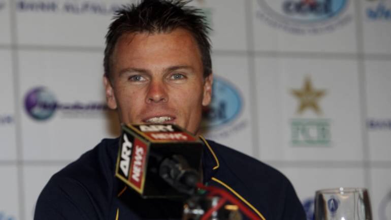 Johan Botha retires from all forms of cricket