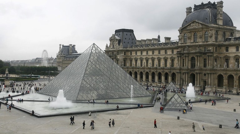 Infamous $100 Million Louvre jewellery heist to become a film; The real ...