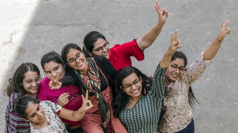 CBSE 10th Result 2019: CBSE Class 10 result declared at cbseresults.nic ...
