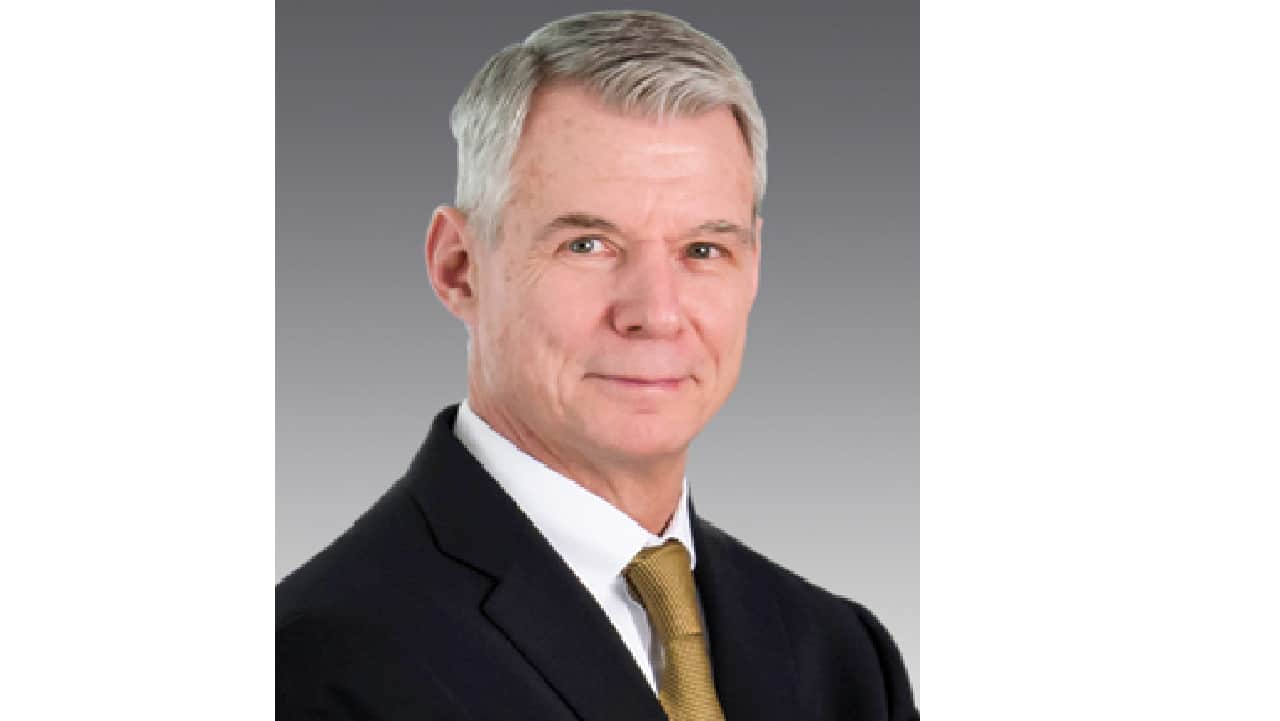 These CEOs and top execs pocketed the highest salaries in 2018 ...