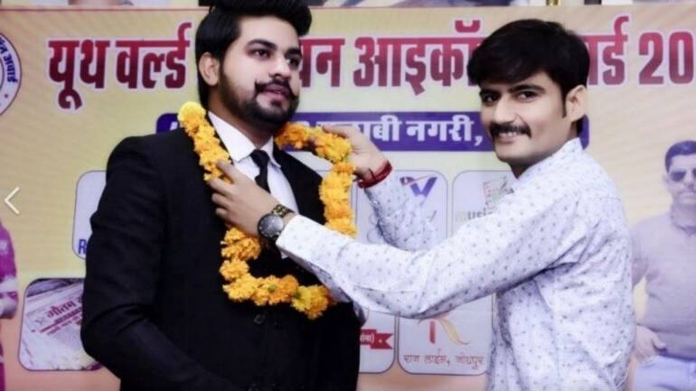 Fake IPS officer who delivered lectures on cracking UPSC exams, finally ...