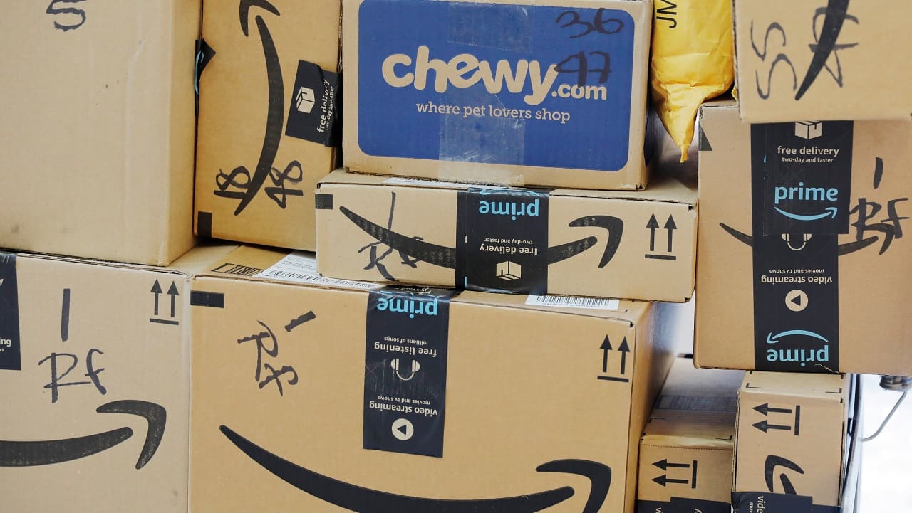 2 Rajasthan men arrested for cheating Amazon of Rs 1.29 crore by ...