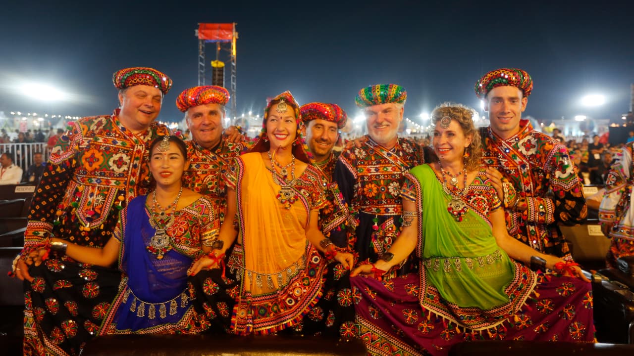 Navratri and Durga Puja celebrations: Here's how devotees painted the ...