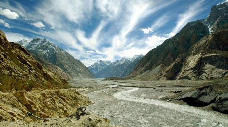 Woman Army officer deployed at Kumar Post in Siachen Glacier for first ...
