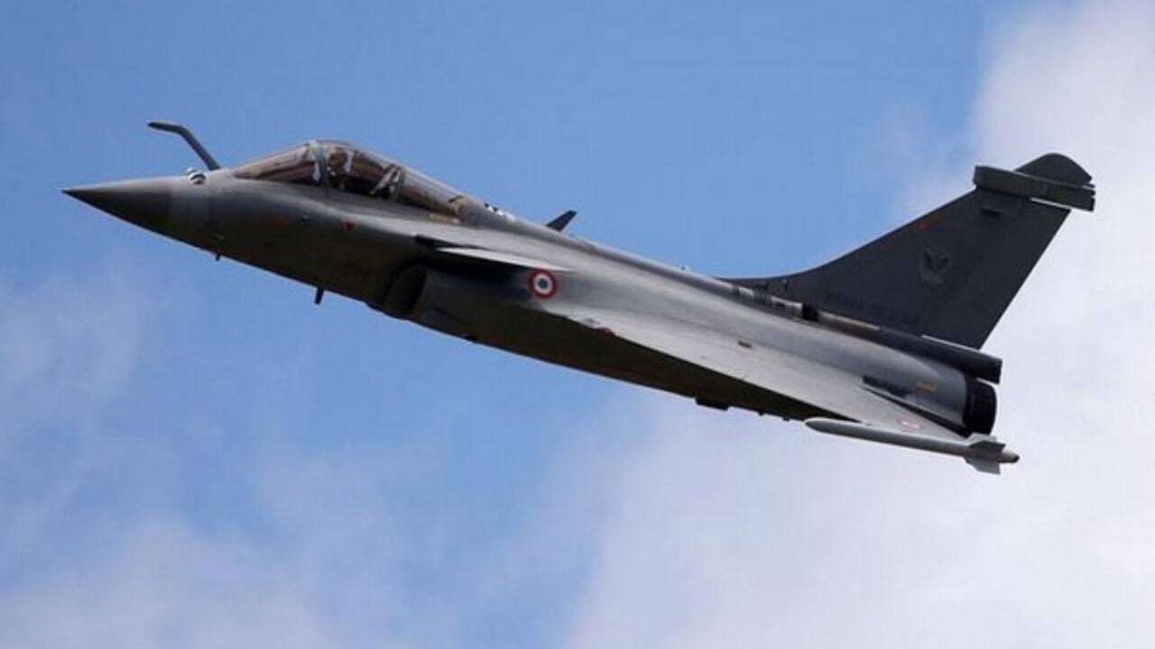 Rajnath Singh receives IAF's 1st Rafale jet: Here's why it will be ...