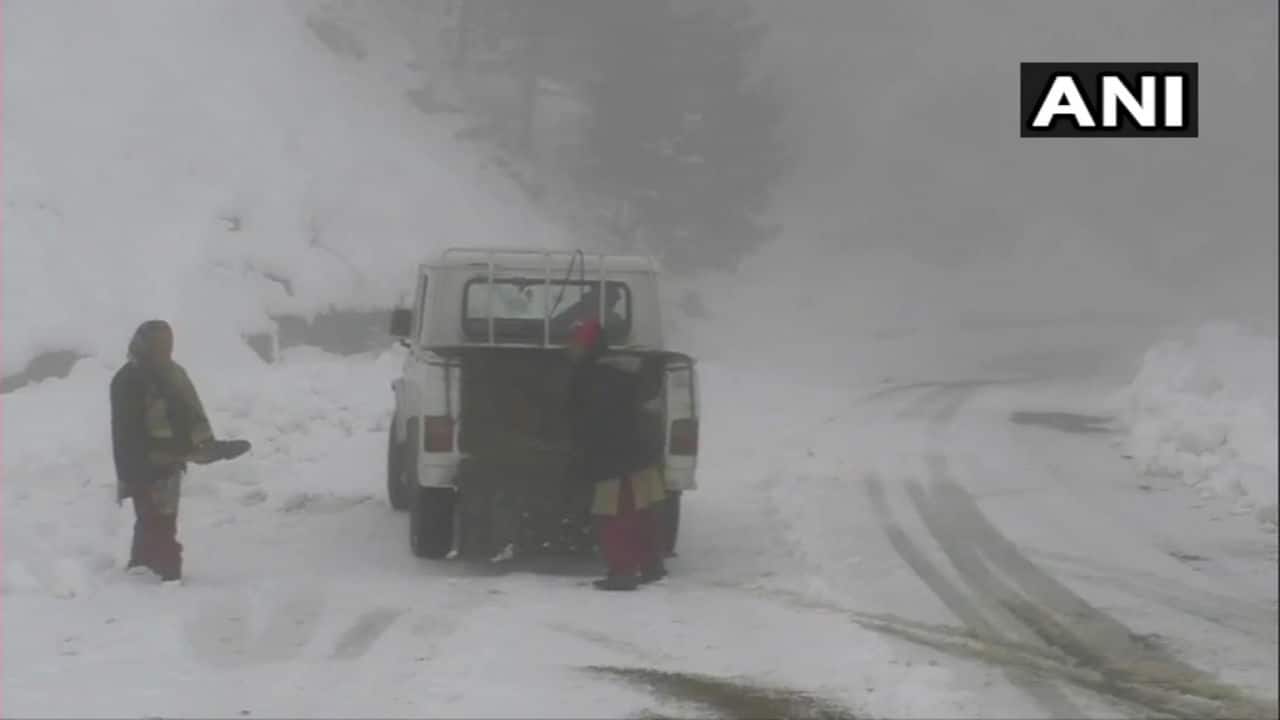 Stunning photos of snowfall in North India: Check out these exotic ...