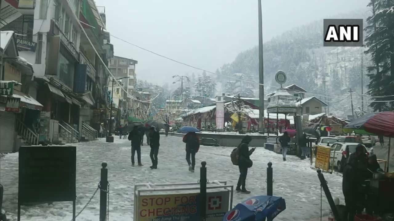 Stunning photos of snowfall in North India: Check out these exotic ...