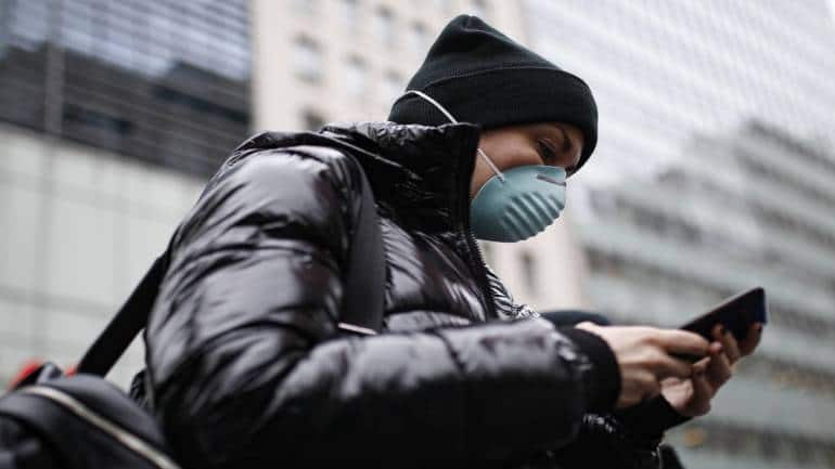 How to clean the bundle of germs that is your phone