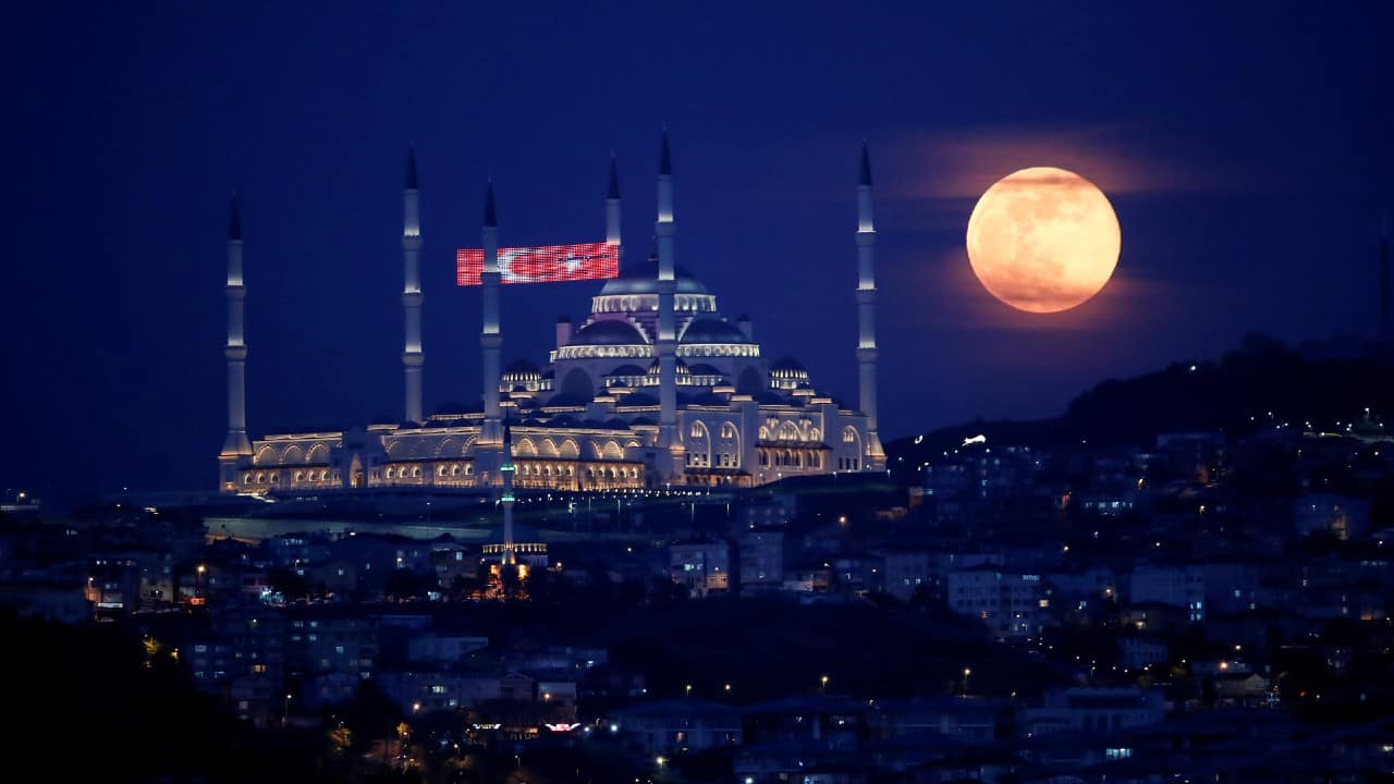 In pics | Last supermoon in 2020: Stunning views from around the world