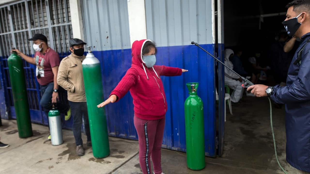 In pics | COVID-19 crisis: Shortage of oxygen cylinders worldwide ...