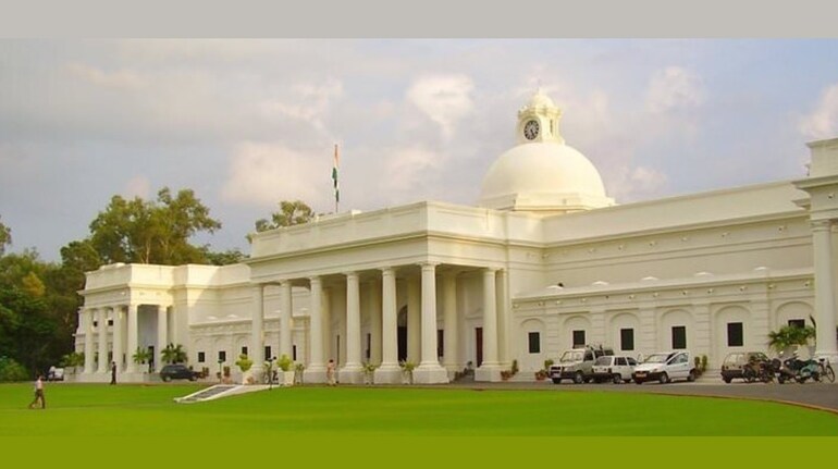 IIT Roorkee houses 57 species of birds, 140 species of trees and 91 ...