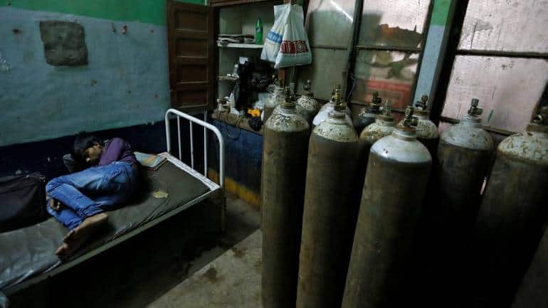 Govt extends price cap on liquid medical oxygen till March 31 amid ...