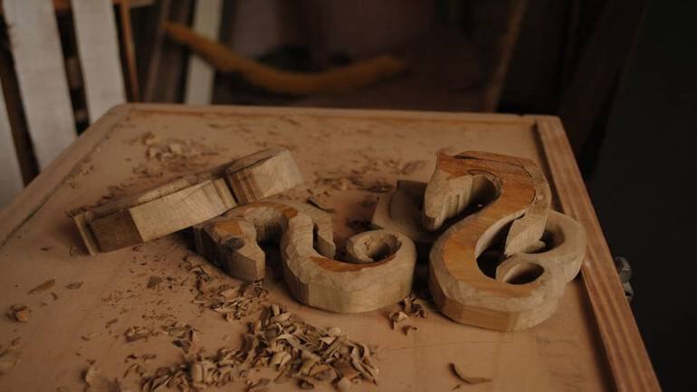 Coronavirus impact | Uttar Pradesh's famous wood carving industry is ...