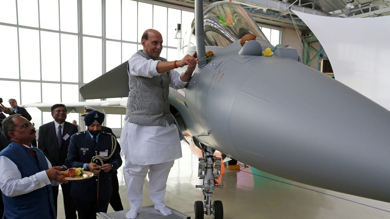 In pics | India to get its first batch of Rafale fighter jets on July ...