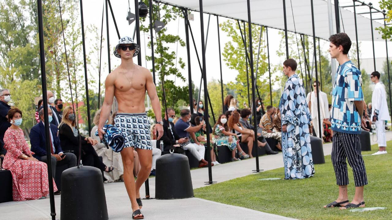 In pics | First real-world fashion show from Milan in COVID-19 era ...
